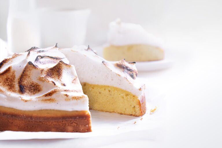 Toasted Vanilla Meringue Cake - Challenge Dairy