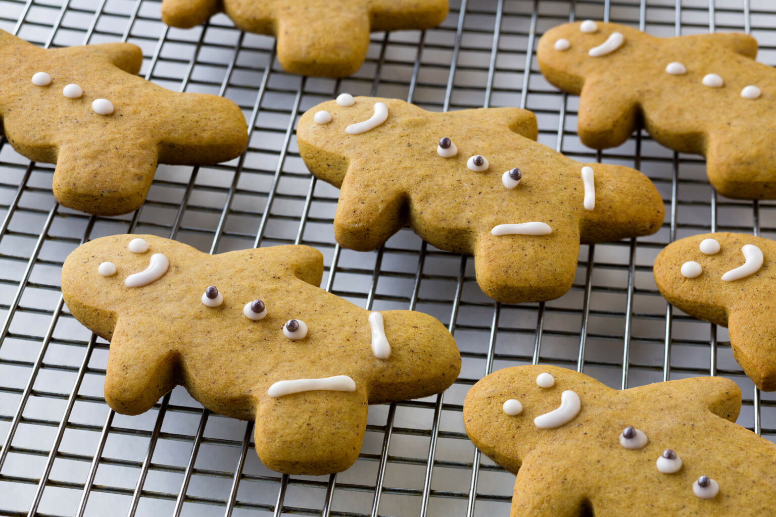 Gingerbread Cookies - Challenge Dairy