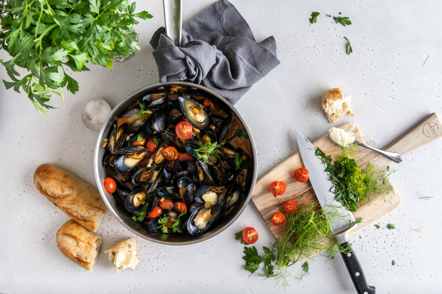 Mediterranean Steamed Mussels - Challenge Dairy