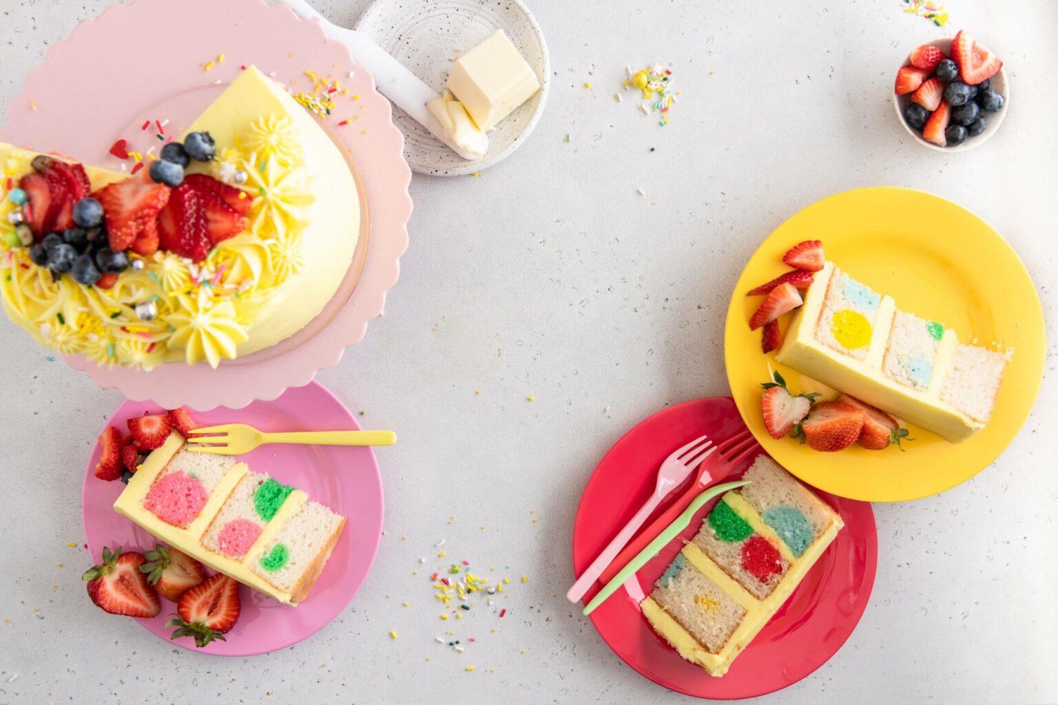 Polka Dot Layer Cake - Challenge Dairy